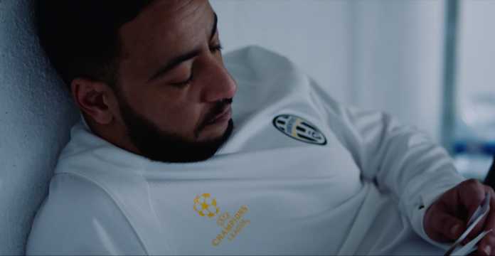 Lacrim a été énorme pour son premier concert depuis sa sortie ! (Vidéo)