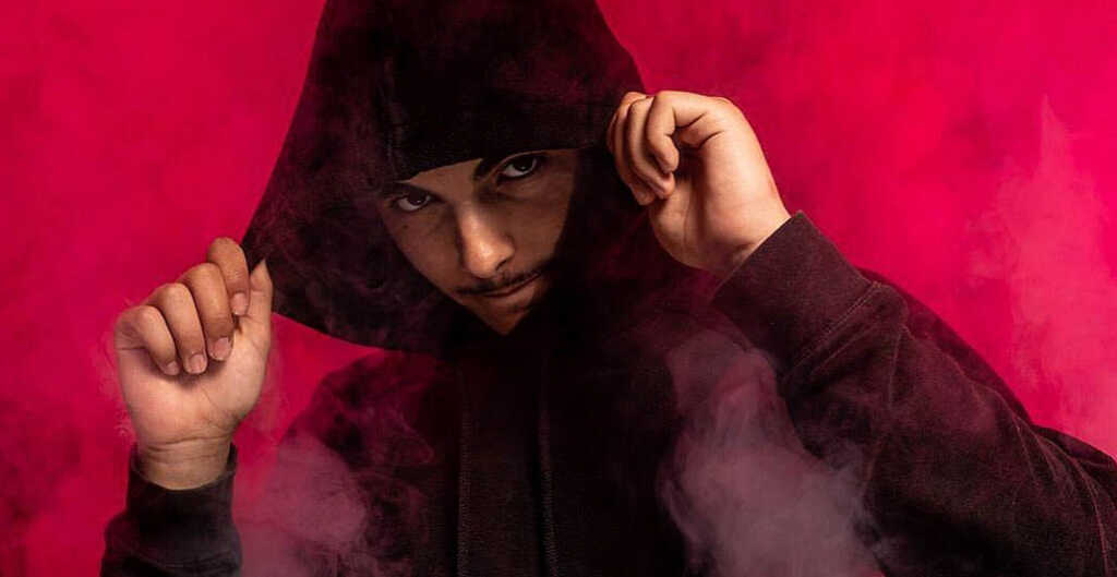 RK dévoile la date et la cover de son prochain album « Neverland ...