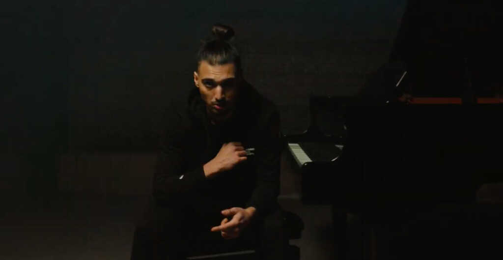 Benab dévoile la date de sortie de son prochain album « Au clair de la ...