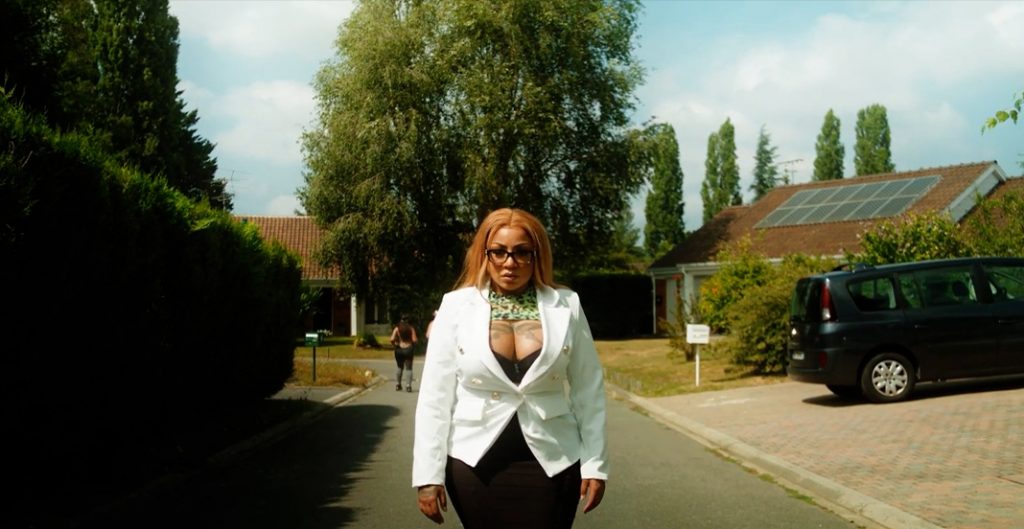 Liza Monet de retour avec le clip de Money Back